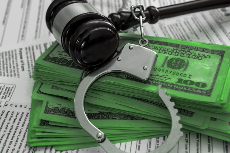 The internal war: Corruption and the fight against corruption as a ...